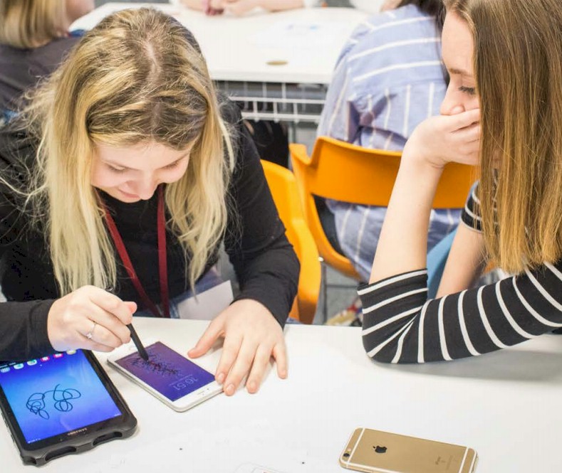 Media education and the development of student competencies in Poland ...