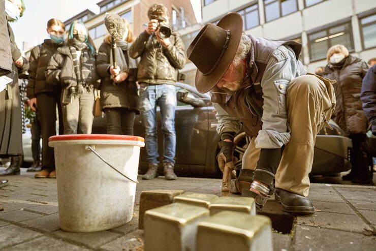 Stolpersteine NRW offers an interactive learning experience remembering ...